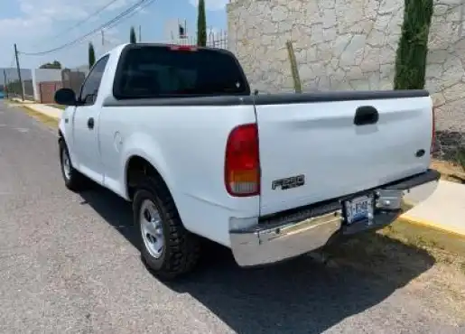 Ford F250 Saltillo seminuevo - Mexicarros.com