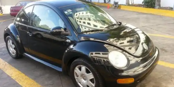 Volkswagen Beetle 2001 vw #149261 RD$245,000